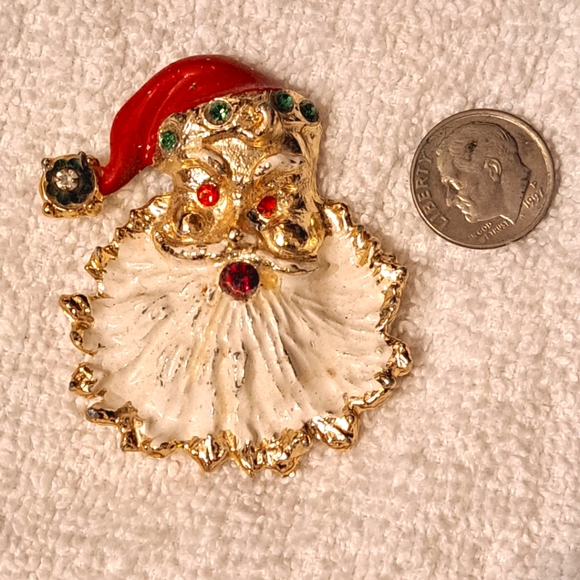 Jewelry | Vintage Christmas Santa Pin W Rivoli Rhinestone | Poshmark